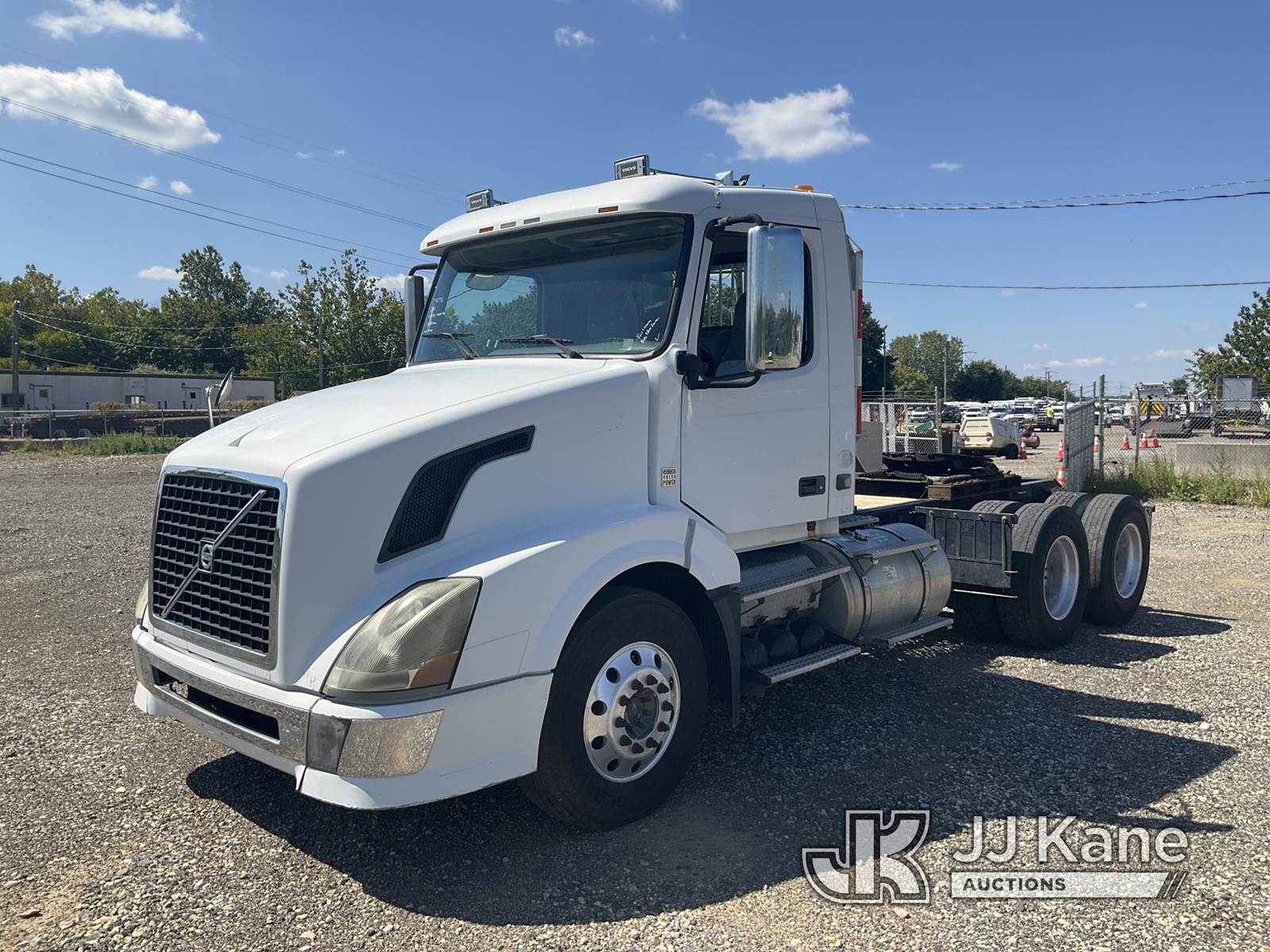 2010 Volvo VNL T/A Truck Tractor For Sale, 118,886 Miles | Plymouth ...