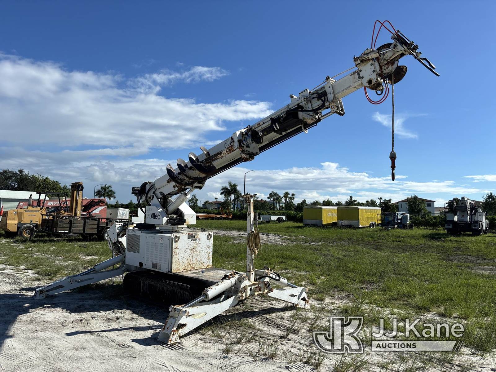 2015 Altec DB37, 3,800 Lb Back Yard Digger Derrick For Sale, 917 Hours ...