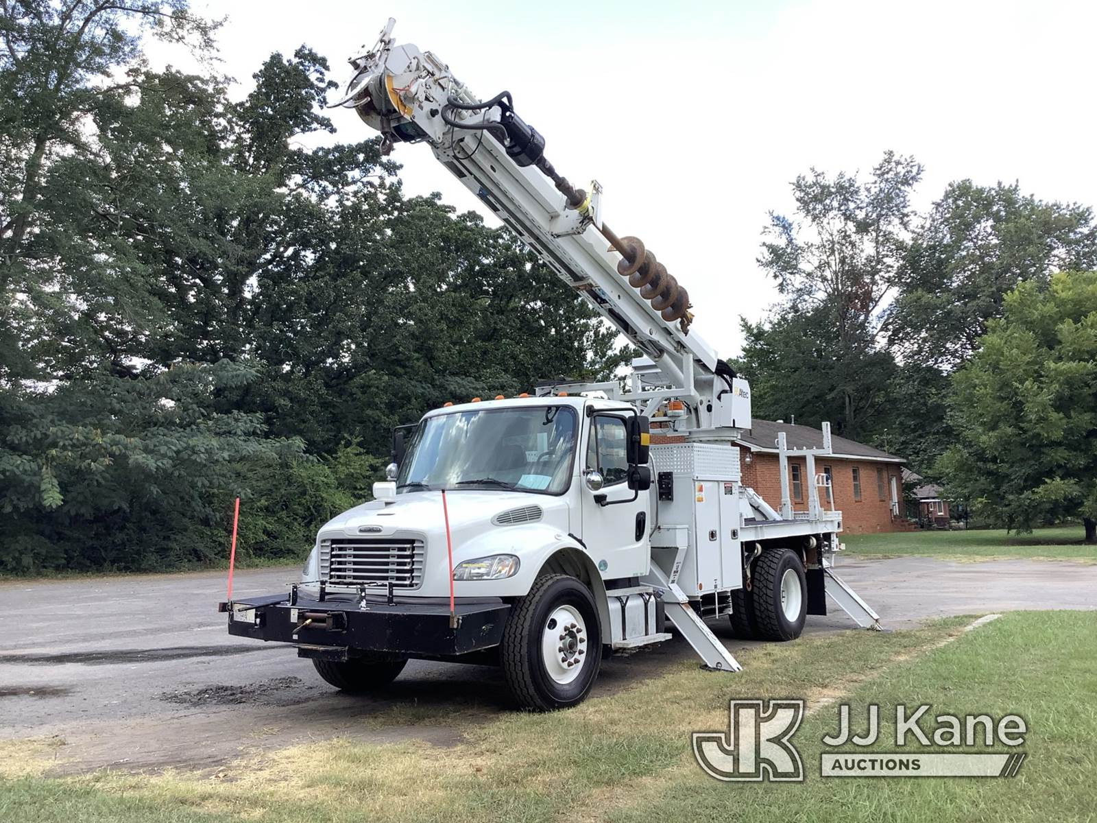 2015 Altec DM47-BR, 17,730 Lb Digger Derrick For Sale, 4,089 Hours ...