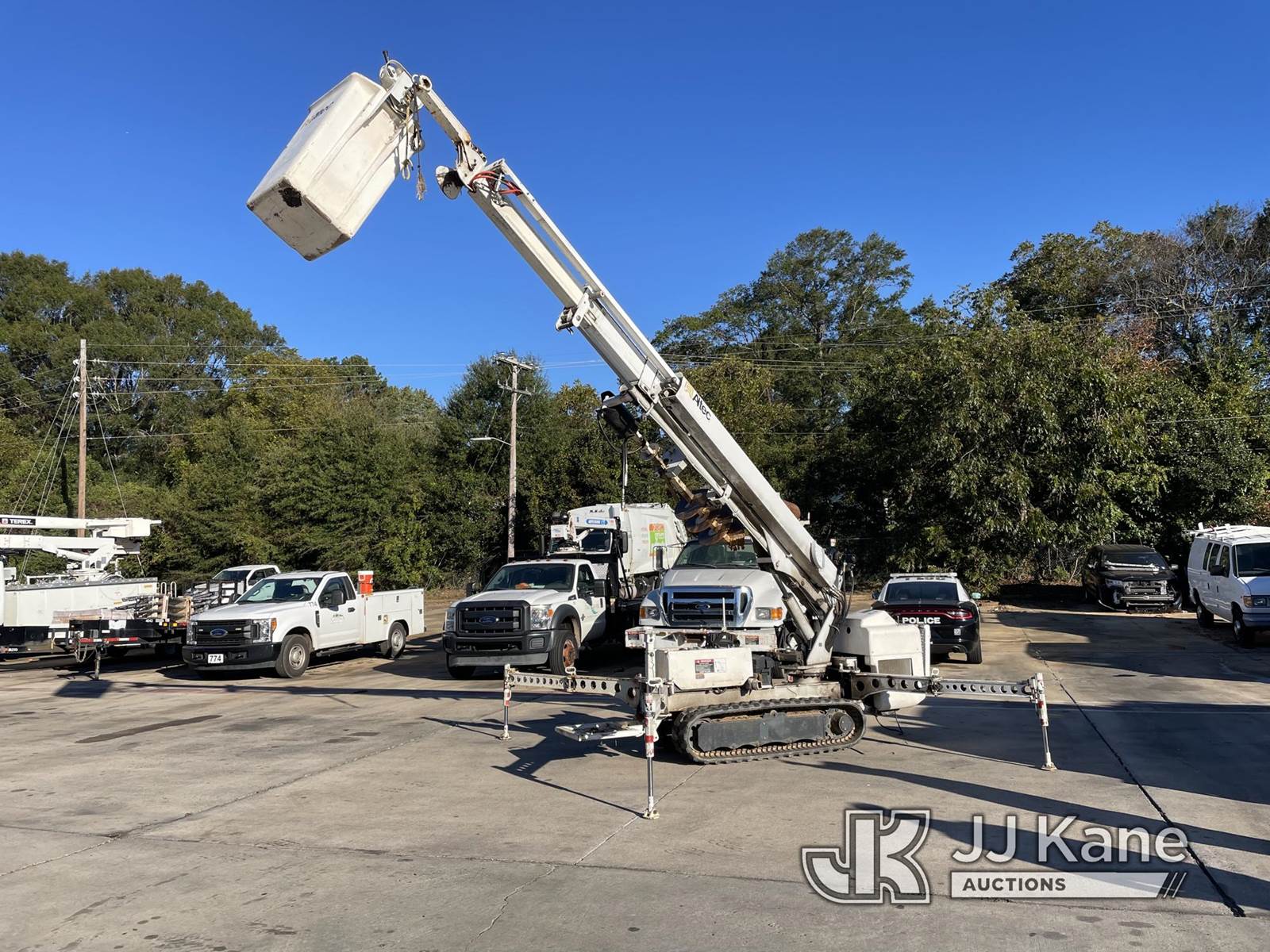 2006 Altec DB35, 3,000 Lb Back Yard Digger Derrick For Sale, 259 Hours ...