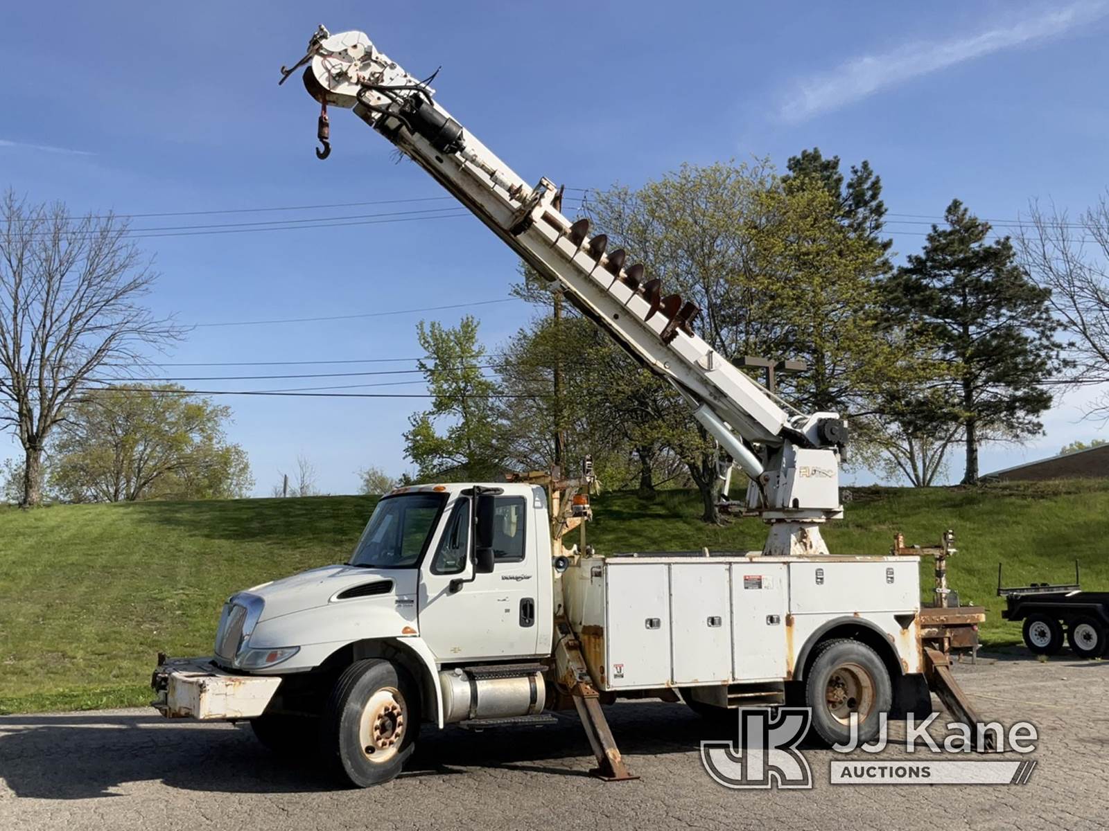 2009 Altec DM47-TR, 23,790 Lb Digger Derrick For Sale, 10,053 Hours ...