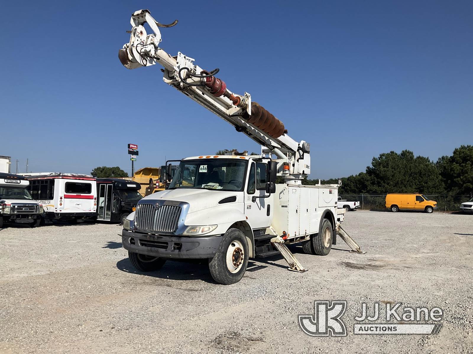 2006 Altec DM47-TR, 23,790 Lb Digger Derrick For Sale, 75,318 Miles ...