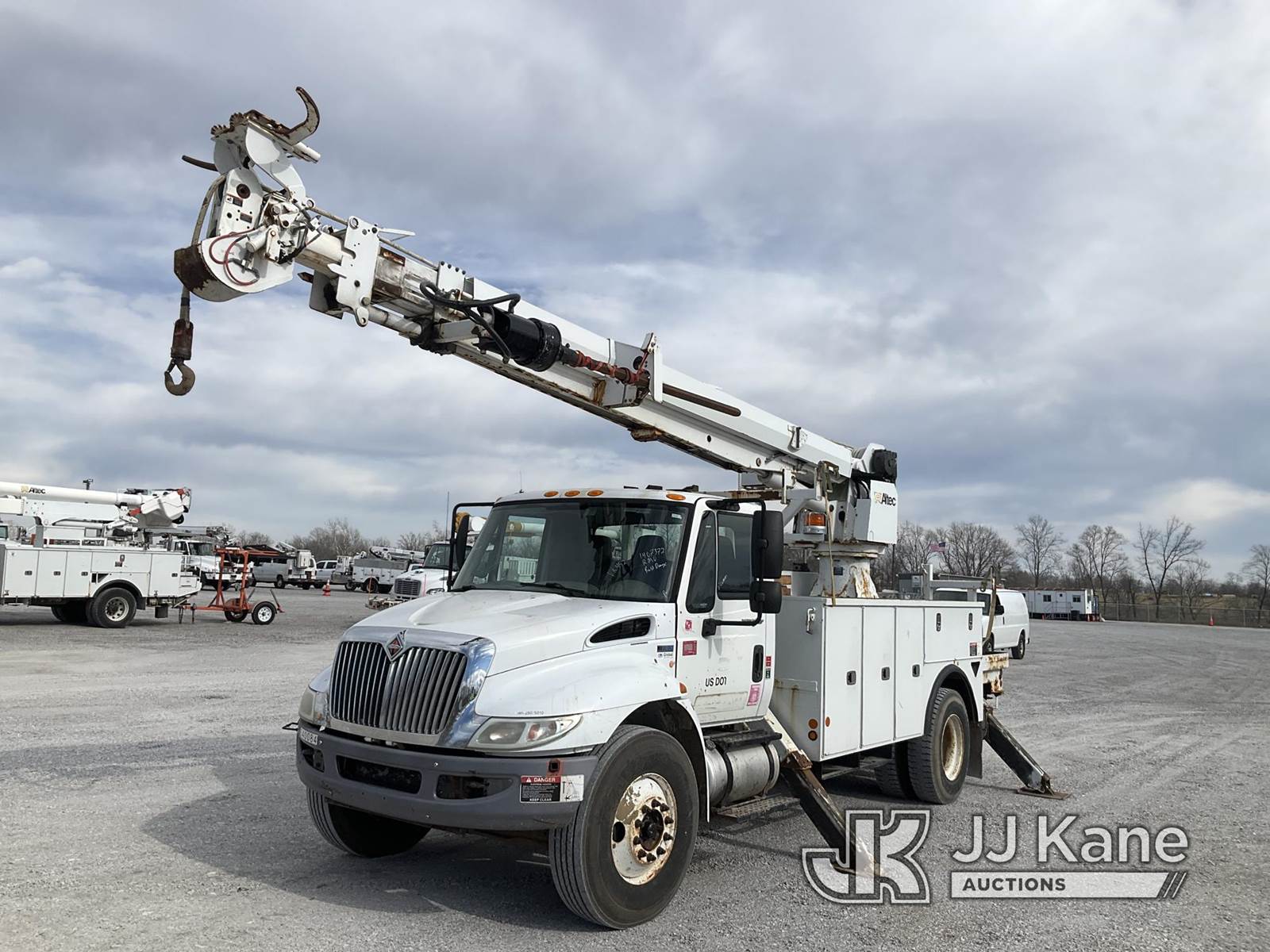 2014 Altec DC47-TR, 23,790 Lb Digger Derrick For Sale, 6,084 Hours ...