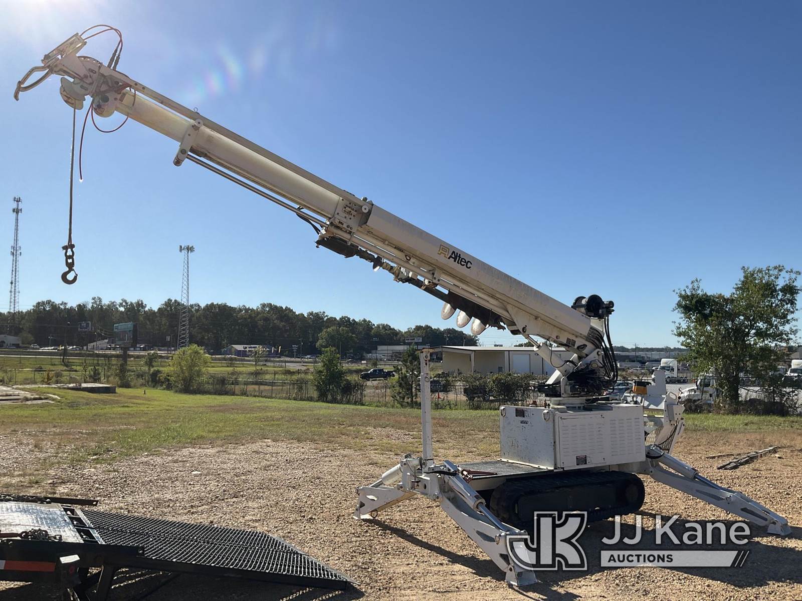 2014 Altec DB37, 3,800 Lb Back Yard Digger Derrick For Sale, 994 Hours ...