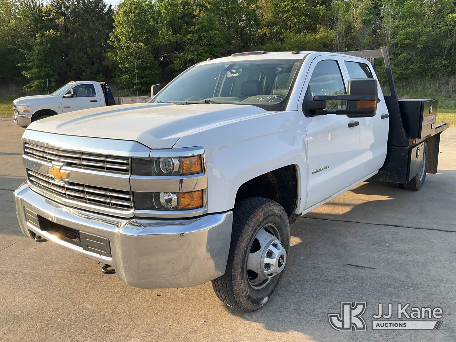 2017 Chevrolet Silverado 3500HD 4x4 Crew-Cab Flatbed Truck For Sale ...