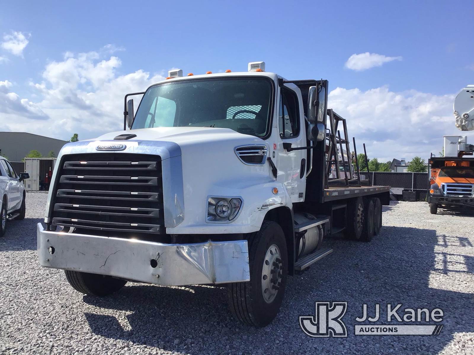2015 Freightliner 114SD Flatbed/Utility Truck For Sale, 8,444 Hours ...