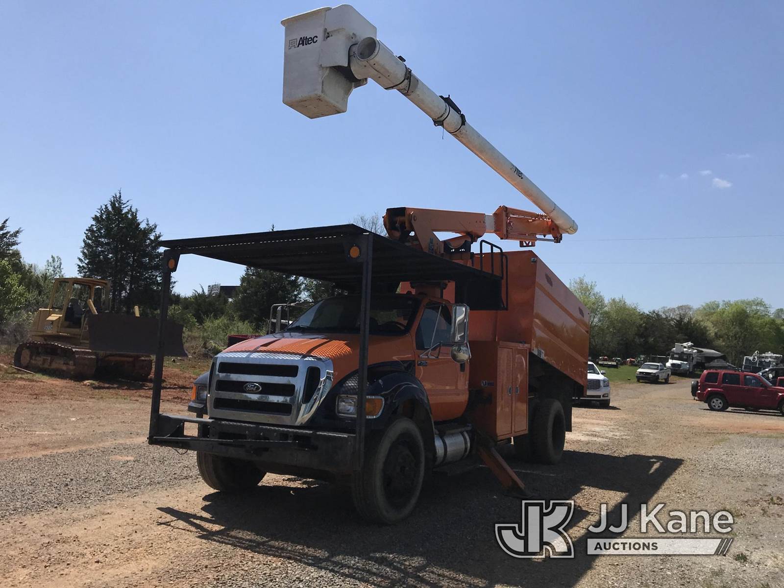 2013 Altec LR756, 61 ft, Over-Center Bucket Truck For Sale, 85,571 Miles | Kodak, TN | KT705 ...