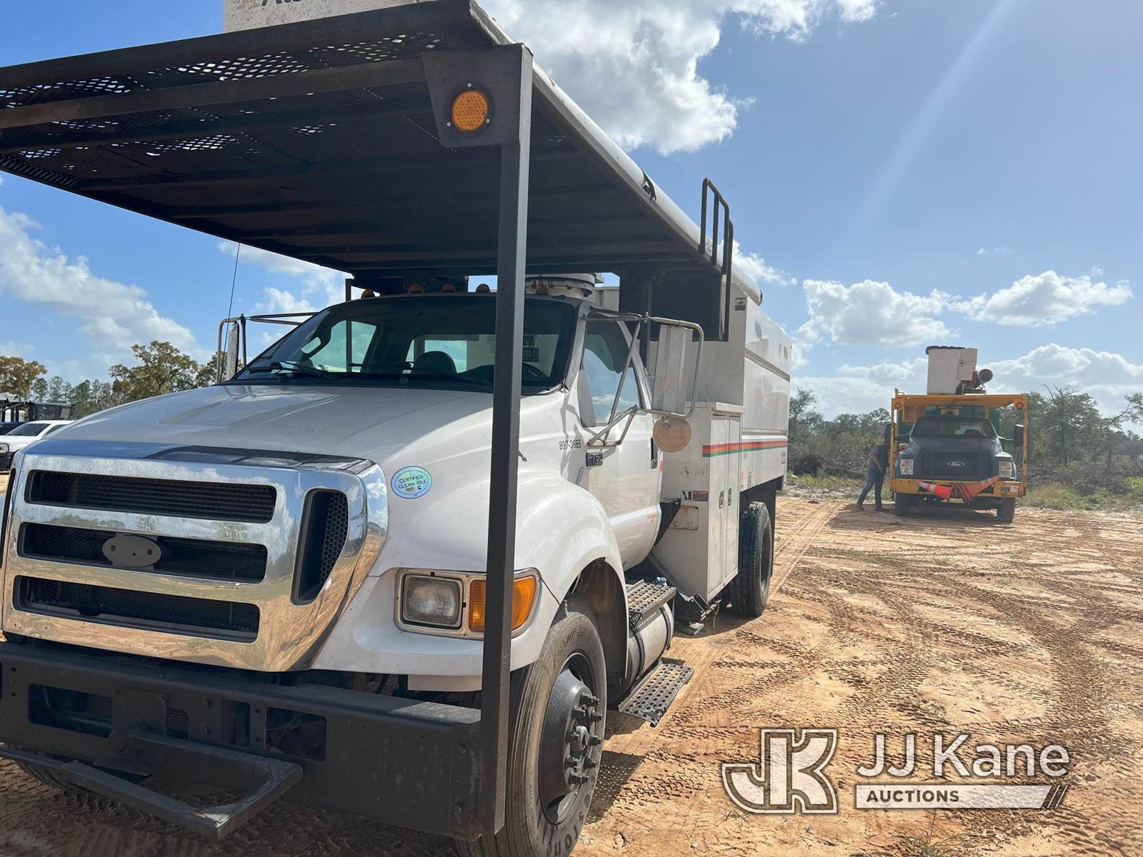 2013 Altec LR756, 61 ft, Over-Center Bucket Truck For Sale, 83,565 Miles | Blackshear, GA ...