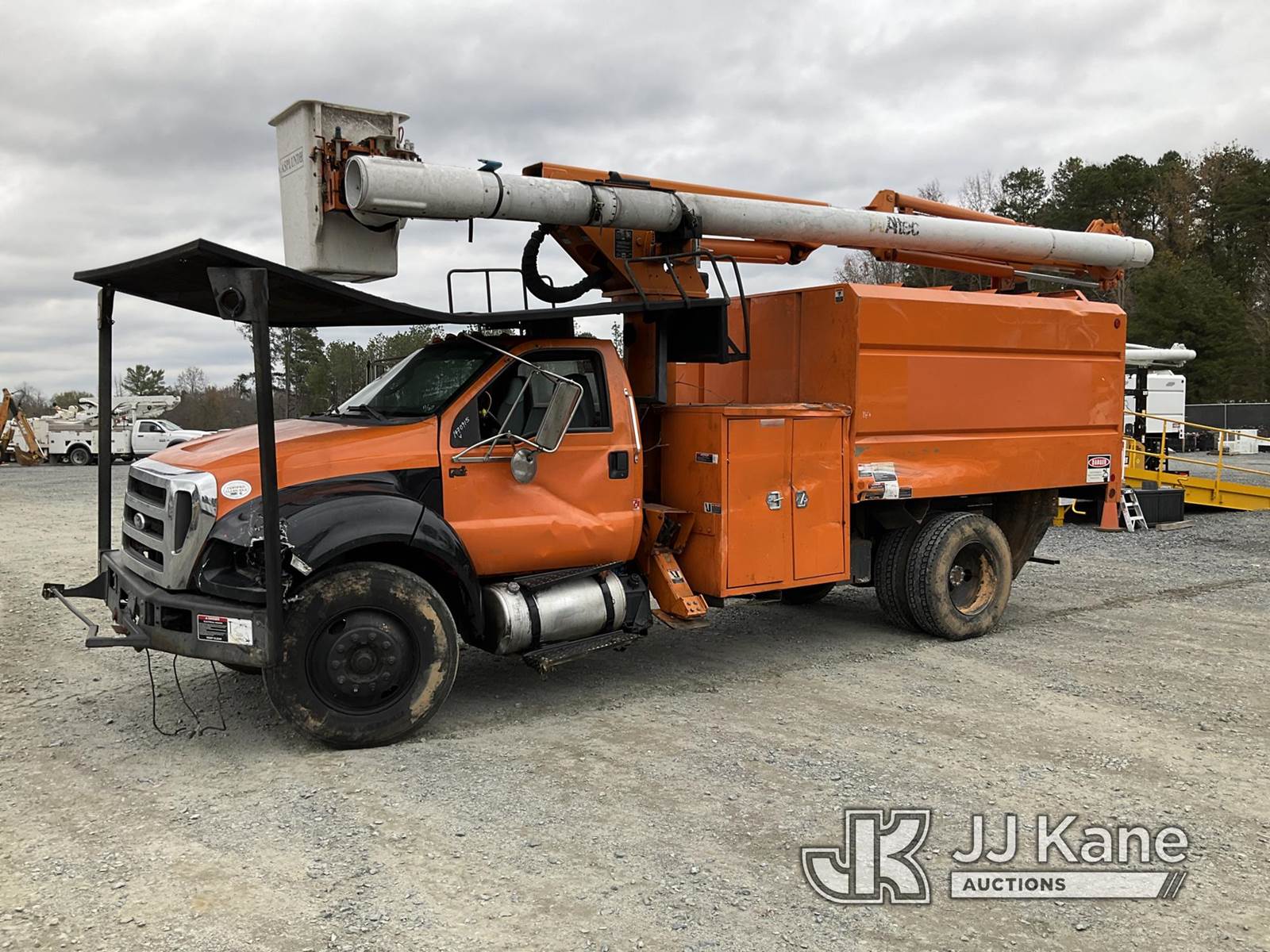 2015 Altec LR756, 61 ft, Over-Center Bucket Truck For Sale | China Grove, NC | CG820 ...