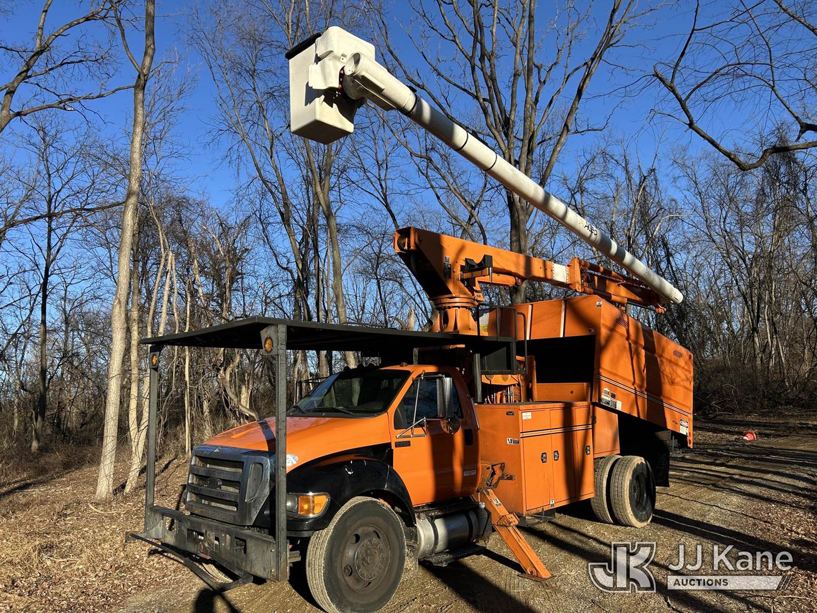 2013 altec LR760-E70, 400 Lb 75 ft, Over-Center Elevator Bucket For Sale, 4,817 Hours ...