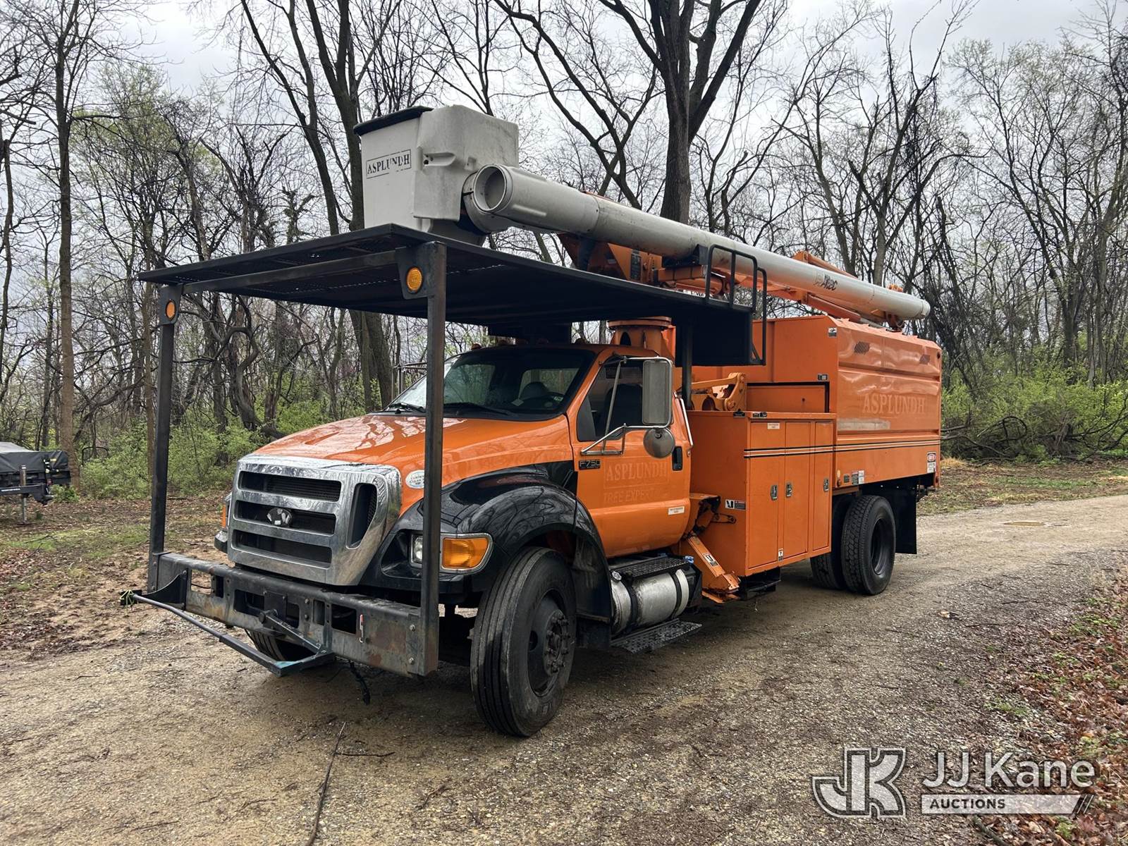 2013 Altec LR760E70, 400 Lb 75 ft, Over-Center Elevator Bucket Truck For Sale, 8,084 Hours ...