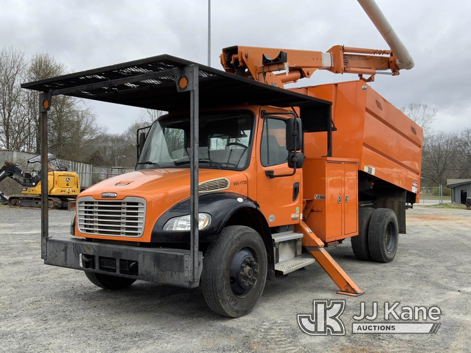 2011 Altec LRV55, 60 ft, Over-Center Bucket Truck For Sale, 71,934 ...