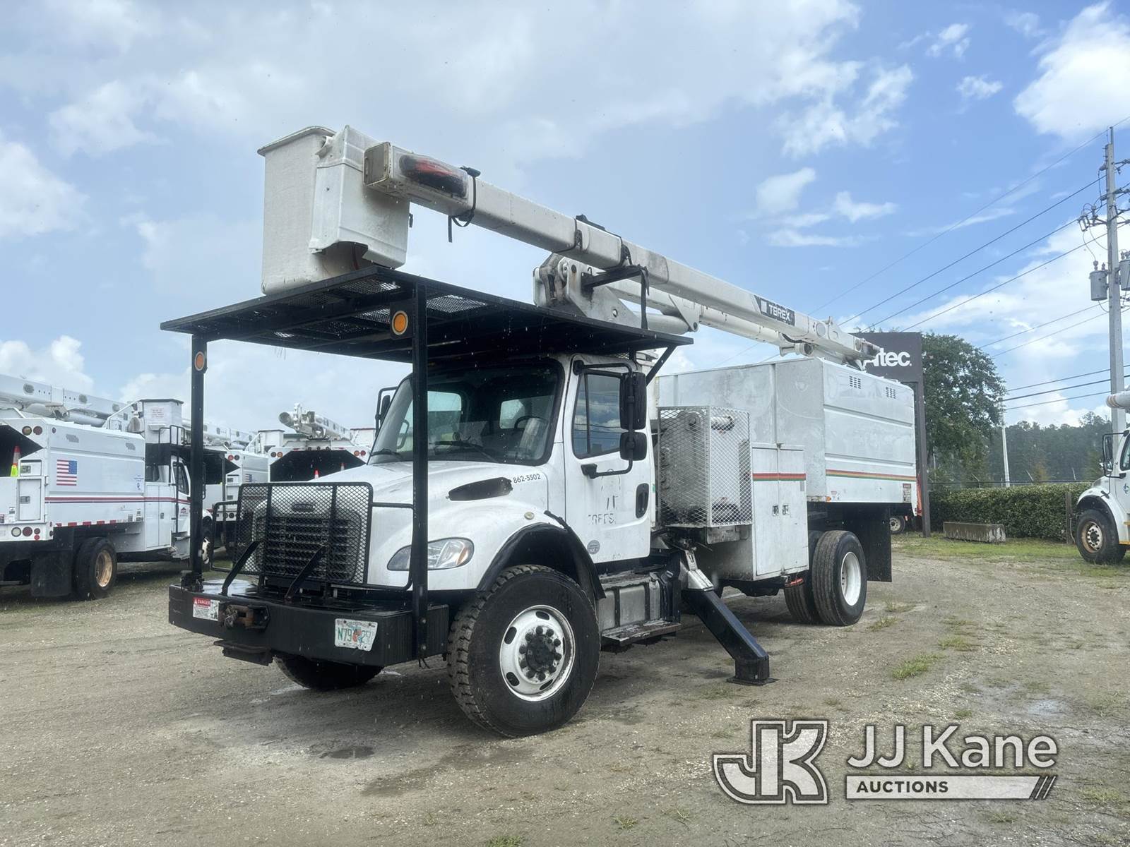 2015 Terex/HiRanger XT60/70, 75 ft, Over-Center Elevator Bucket For Sale, 11,358 Hours ...