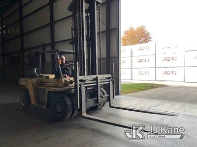 2002 Caterpillar DP90 Pneumatic Tired Forklift For Sale, 5,871 Hours ...