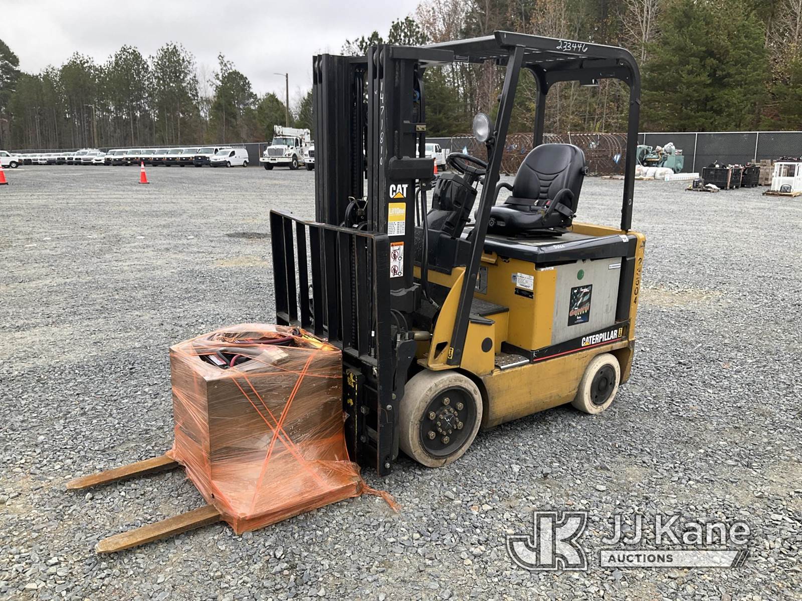 Caterpillar E5000 Solid Tired Forklift For Sale, 3,462 Hours | China ...