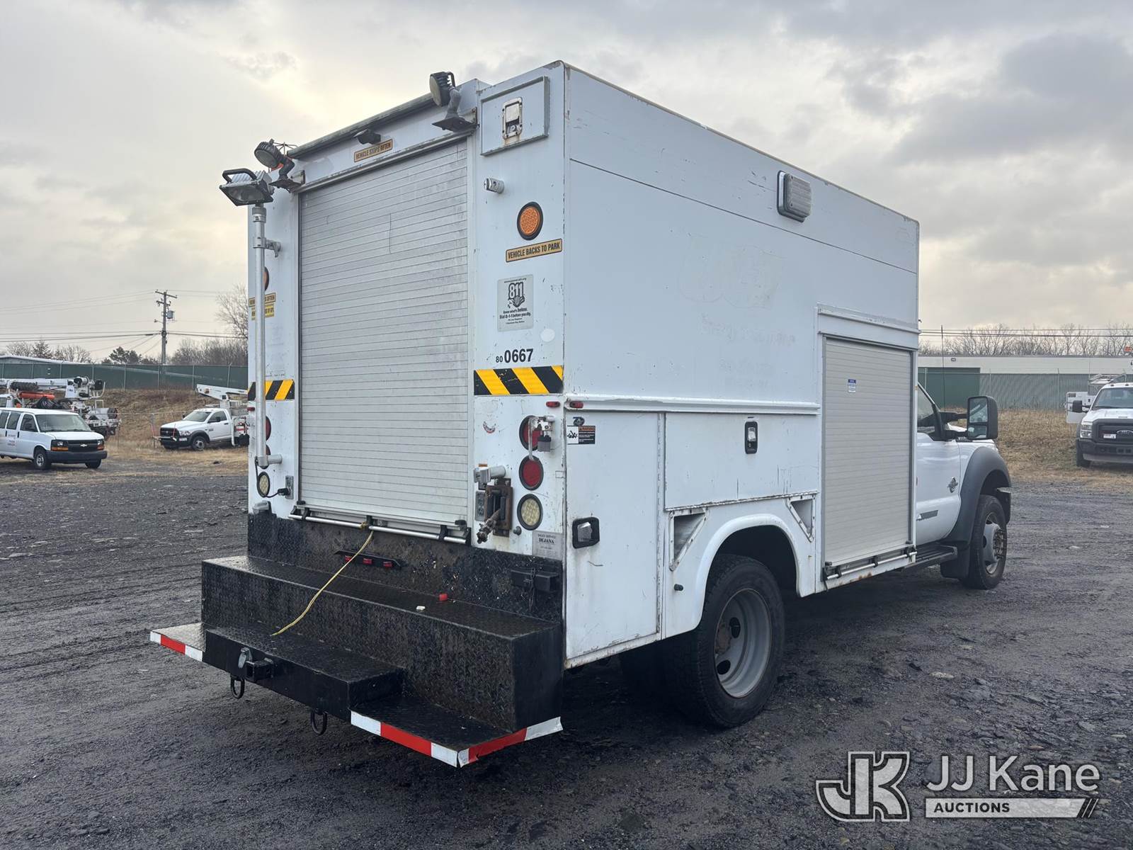 2013 Ford F-550 4x4 Regular Cab DRW 4WD Enclosed High-Top Service Truck ...