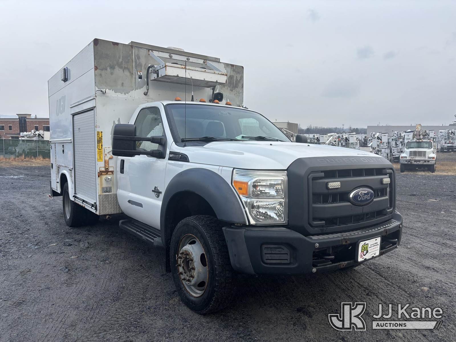 2013 Ford F-550 4x4 Regular Cab DRW 4WD Enclosed High-Top Service Truck ...
