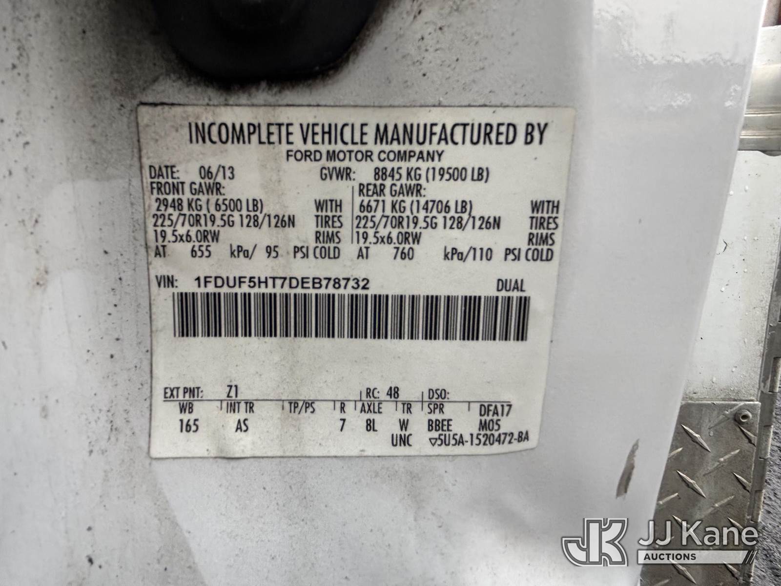 2013 Ford F-550 4x4 Regular Cab DRW 4WD Enclosed High-Top Service Truck ...