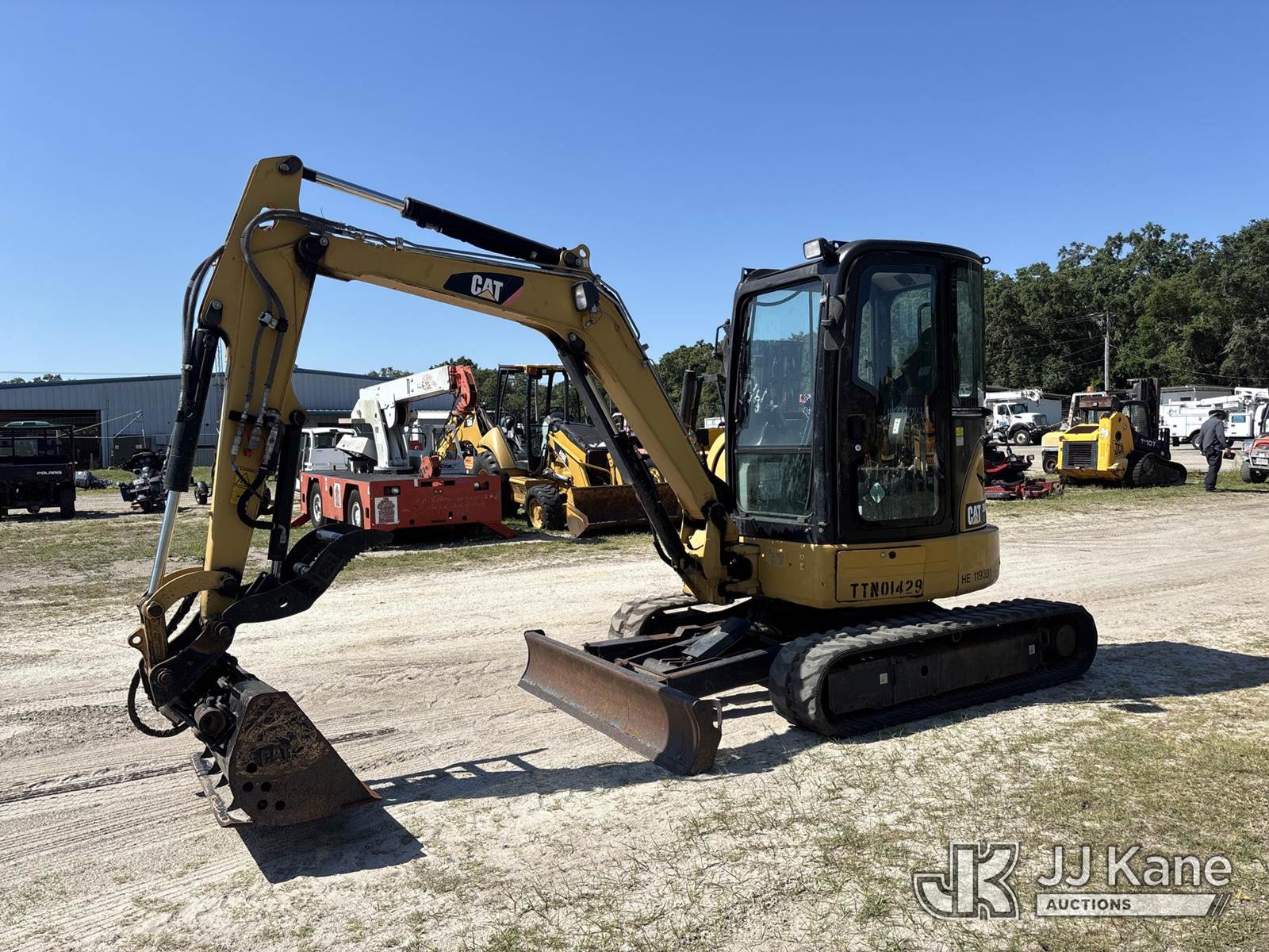 2000 Caterpillar 304E CR Mini Hydraulic Excavator For Sale, 1,330 Hours ...