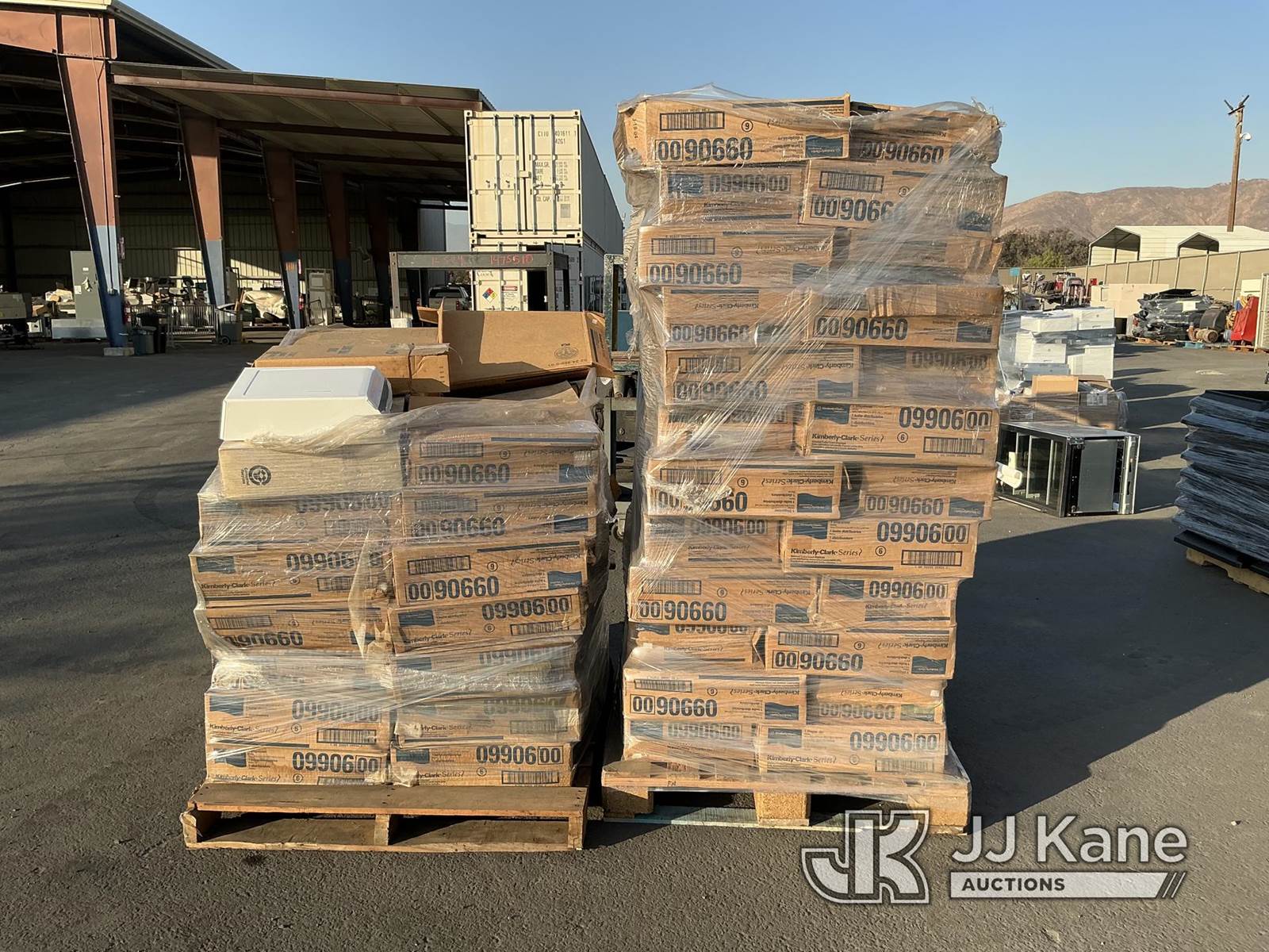 (2 Pallets) Paper Towel Dispensers (In Boxes) For Sale | Jurupa Valley ...
