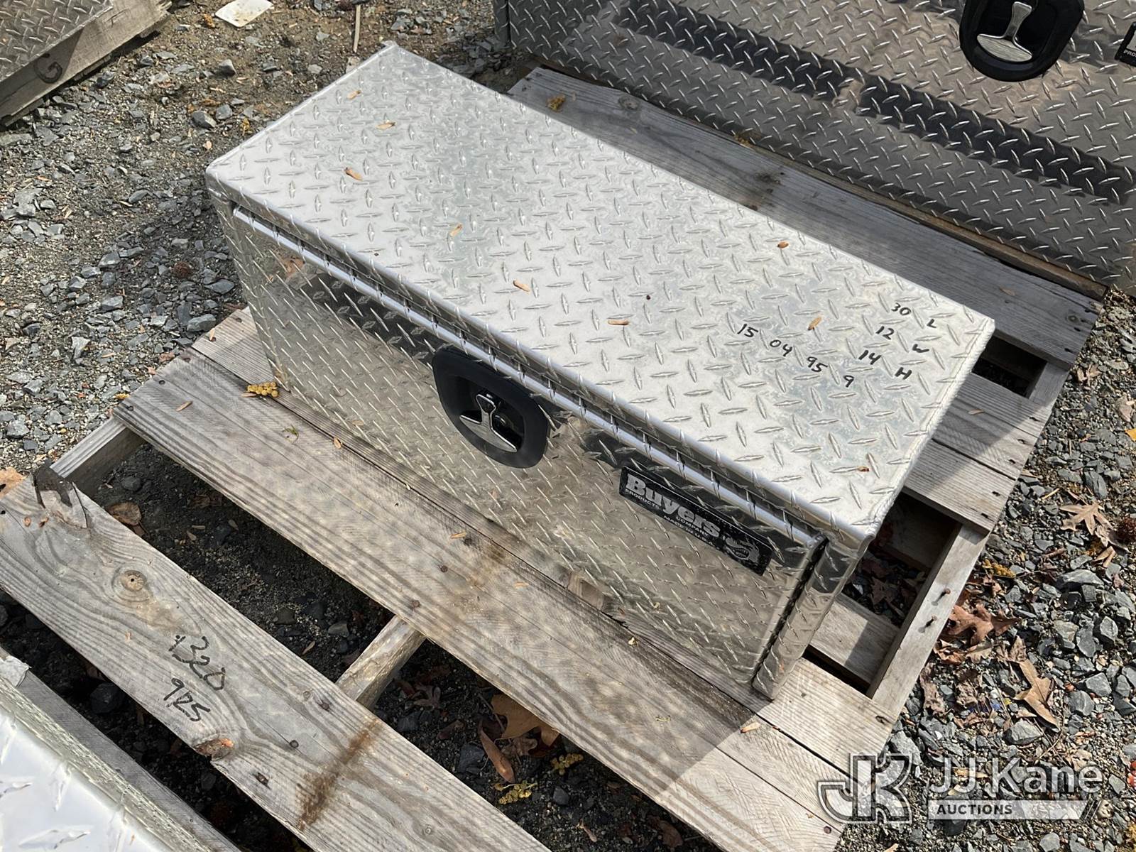 (1) 12 in x 12 in x 30 in Buyers Aluminum Diamond Plate Box (New/Unused ...