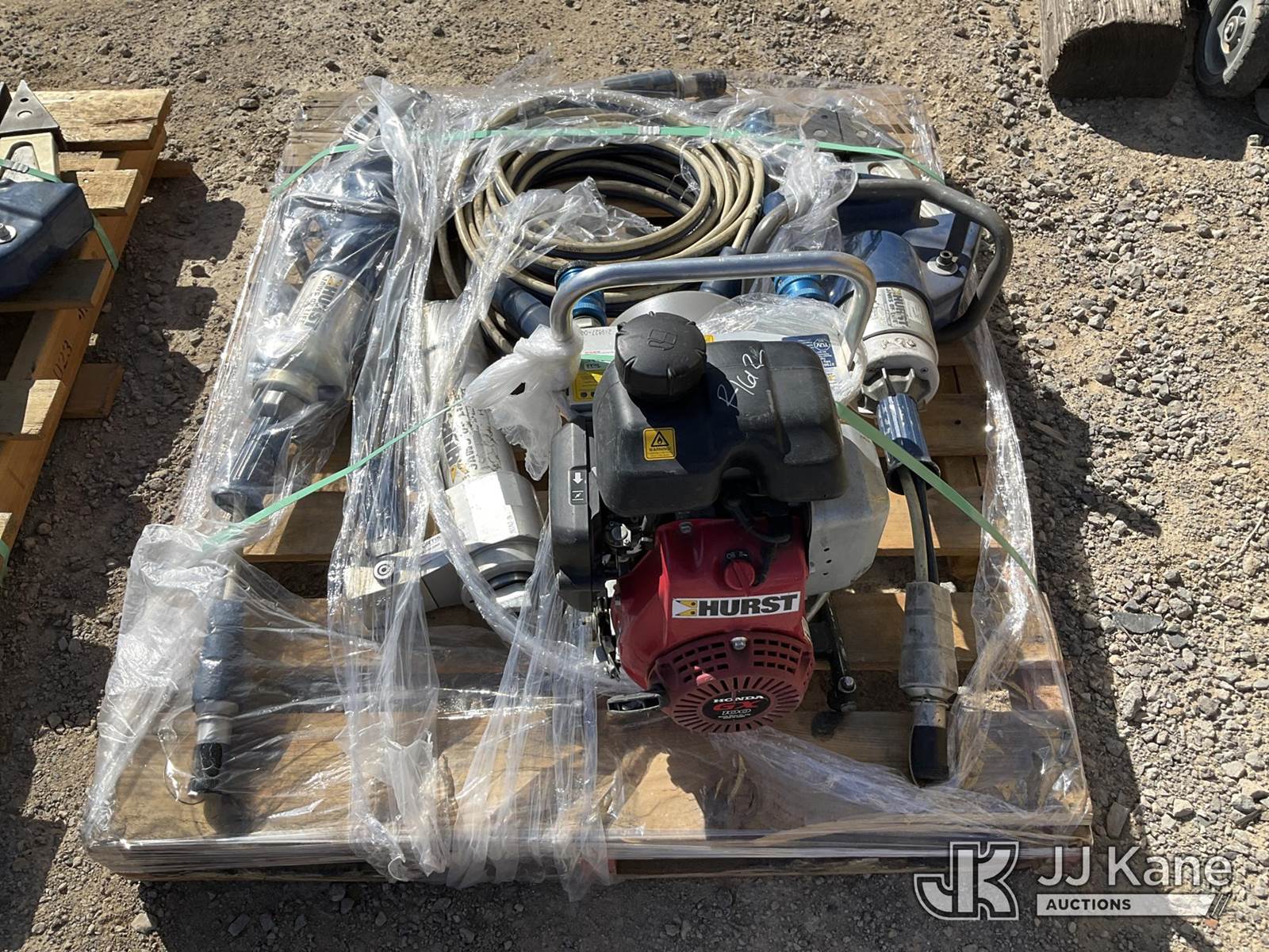 1 Pallet Hurst Jaws of Life Hydraulic Tool Set - Condition Unknown For ...