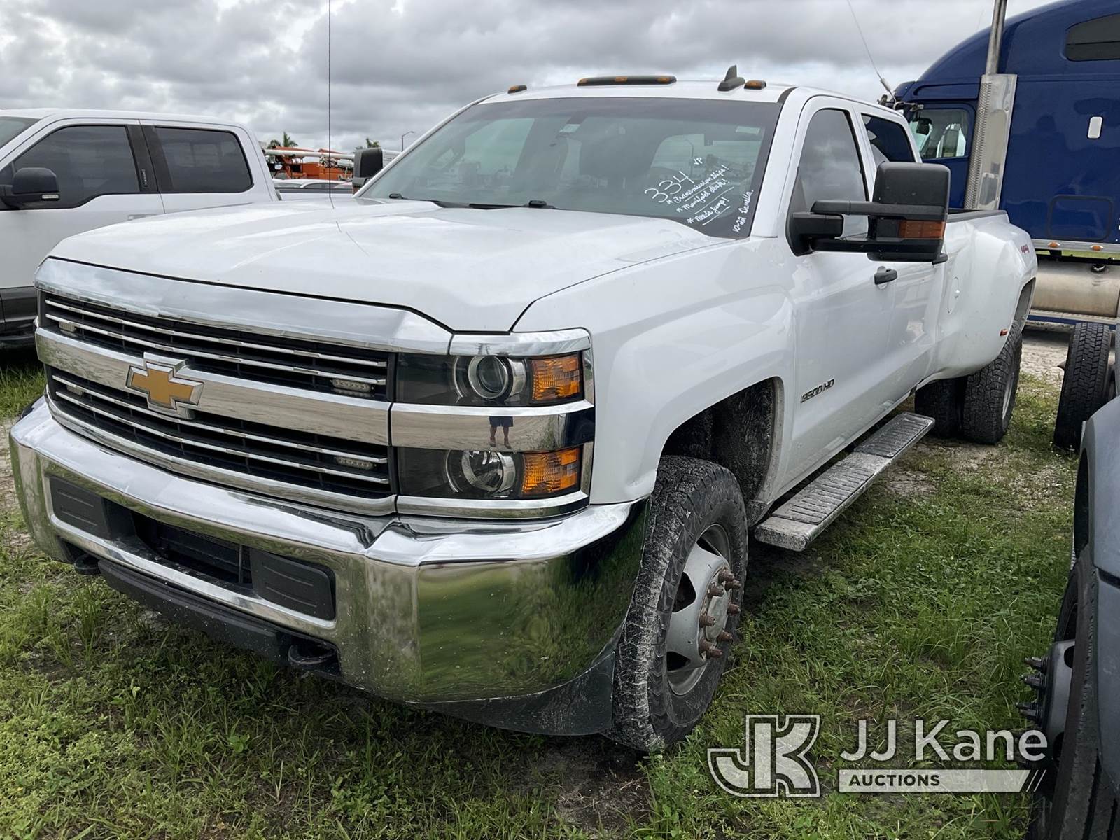 2017 Chevrolet Silverado 3500HD 4x4 Crew-Cab Dual Wheel Pickup Truck ...