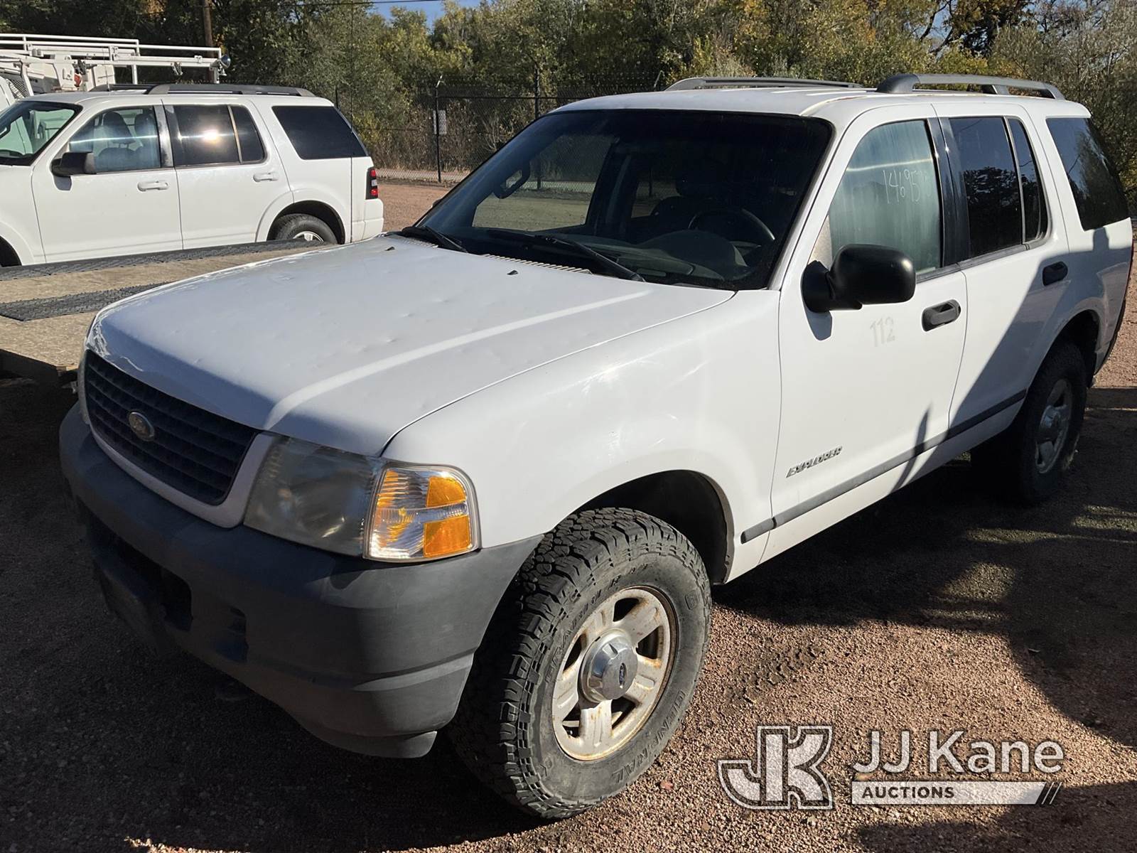 Pictures Of A 2004 Ford Explorer