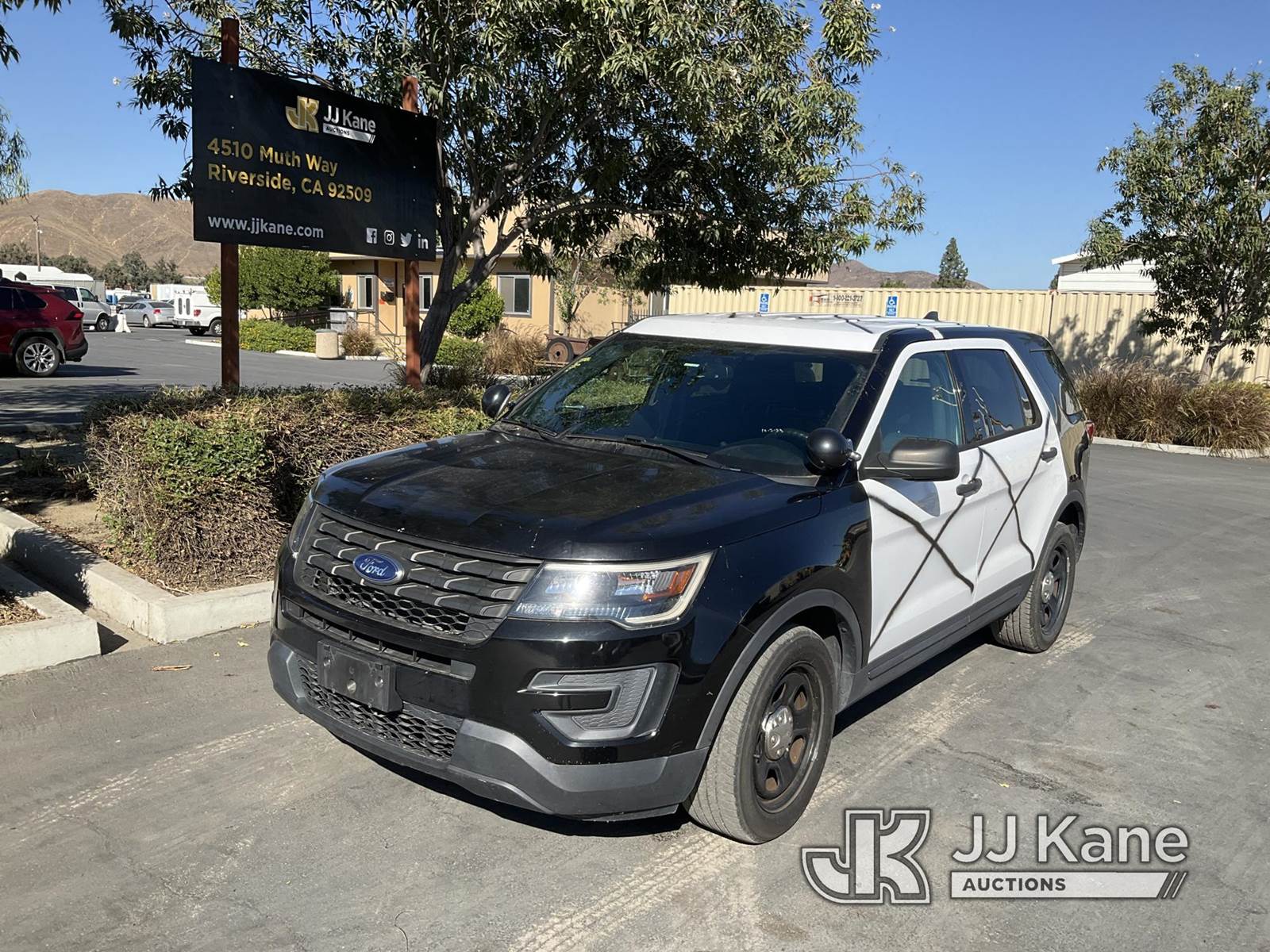 2018 Ford Explorer AWD Police Interceptor 4-Door Sport Utility Vehicle ...