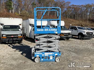 Genie GS-1330m Self-Propelled Scissor Lift For Sale, 162 Hours ...