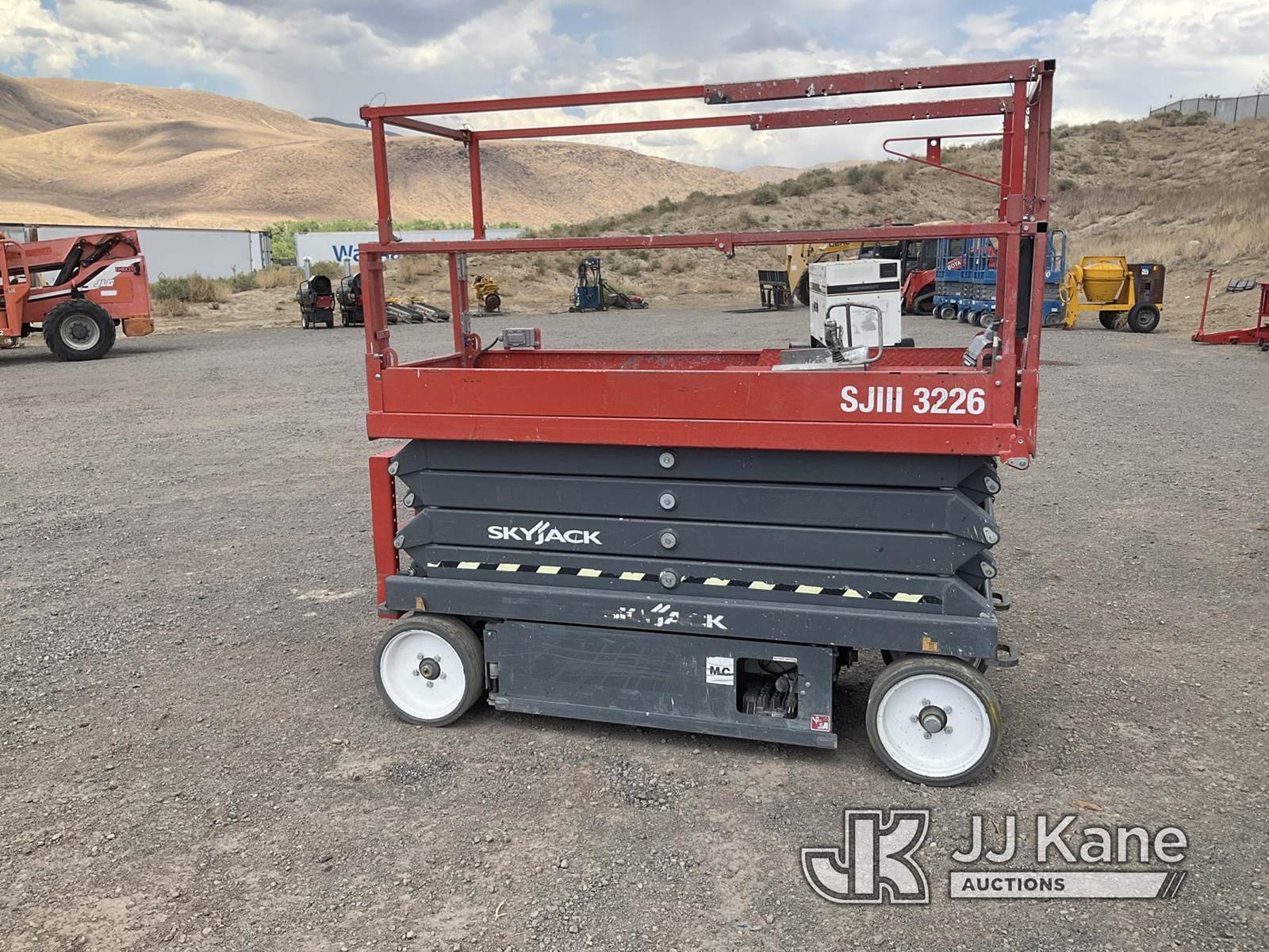 2017 Sky Jack SJ3226 Self-Propelled Scissor Lift For Sale, 379 Hours ...