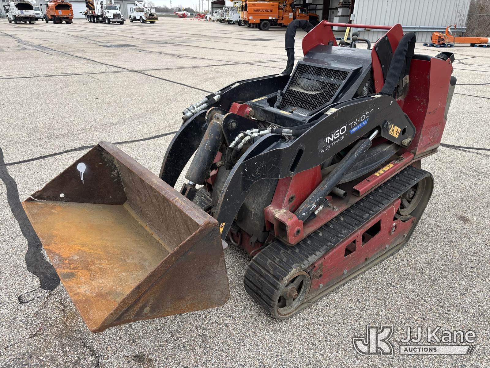 2018 Kubota Dingo TX1000 Wide Track Stand-Up Crawler Skid Steer Loader ...