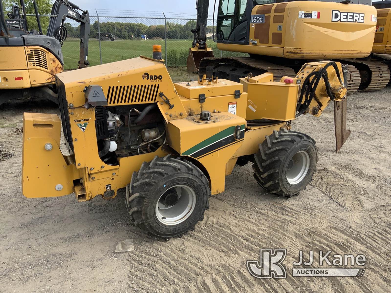 2016 Vermeer PTX40 Walk Beside Articulating Cable Plow For Sale, 864 Hours | Maple Lake, MN ...