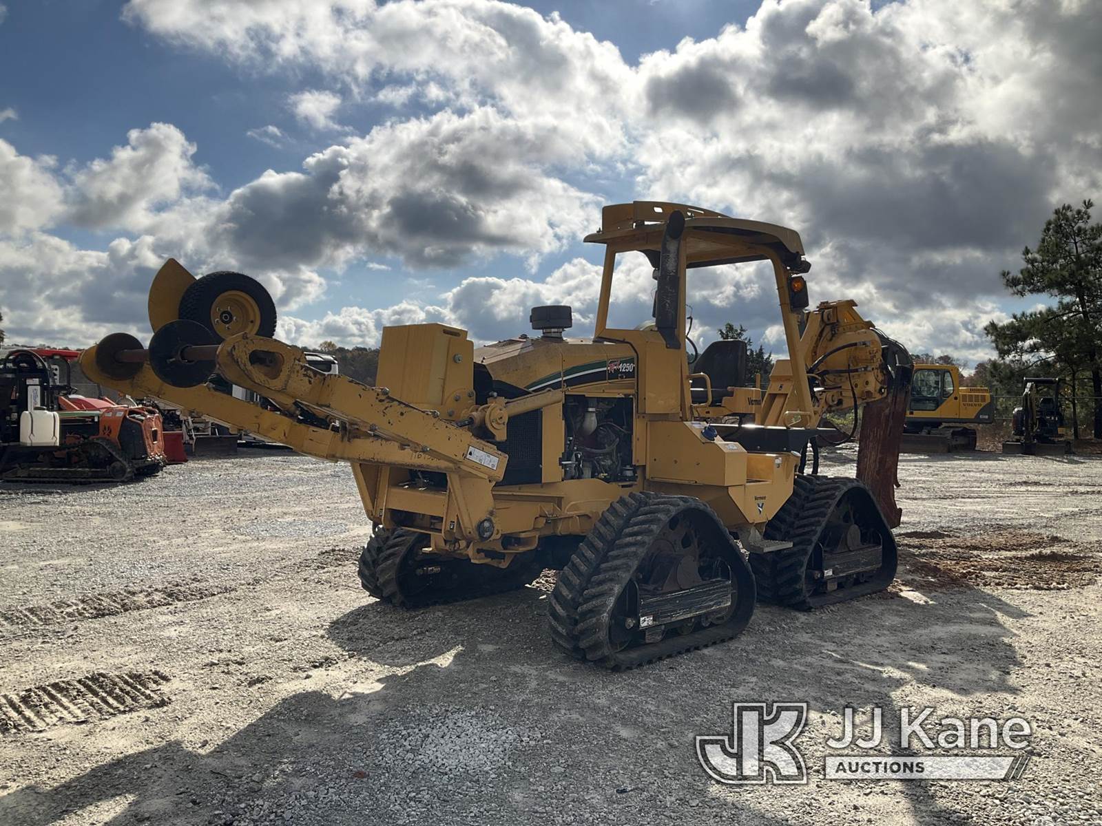 2017 Vermeer RTX1250 Quad Track Cable Plow For Sale, 659 Hours | Villa ...