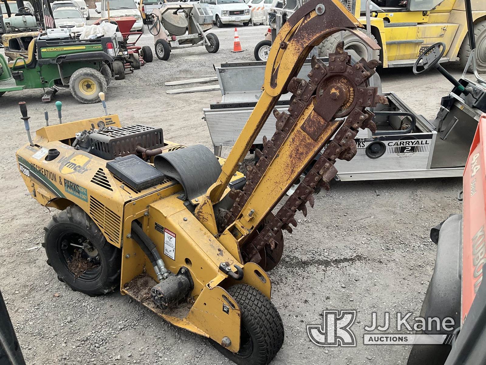 Vermeer TR200 Rubber Tired Trencher For Sale, 120 Hours | Jurupa Valley ...