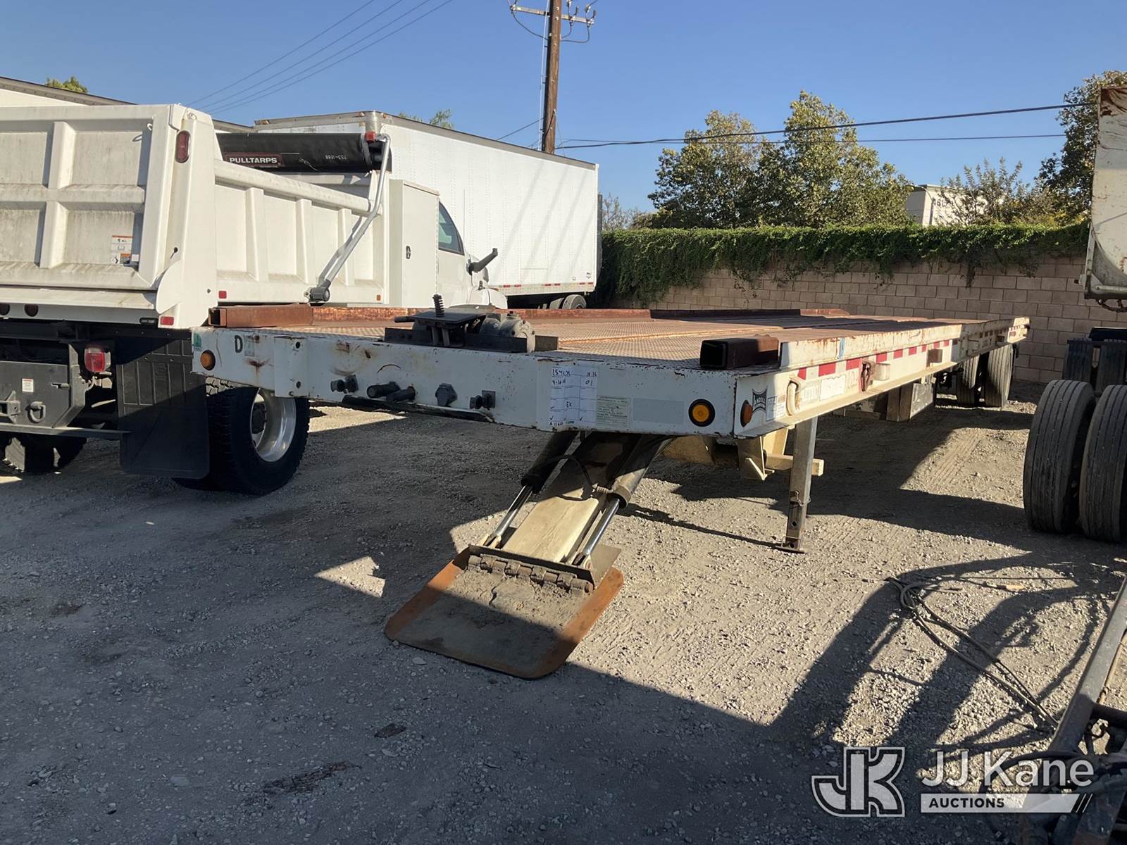 2001 LANDOLL 330B Container Trailer For Sale | Jurupa Valley, CA ...