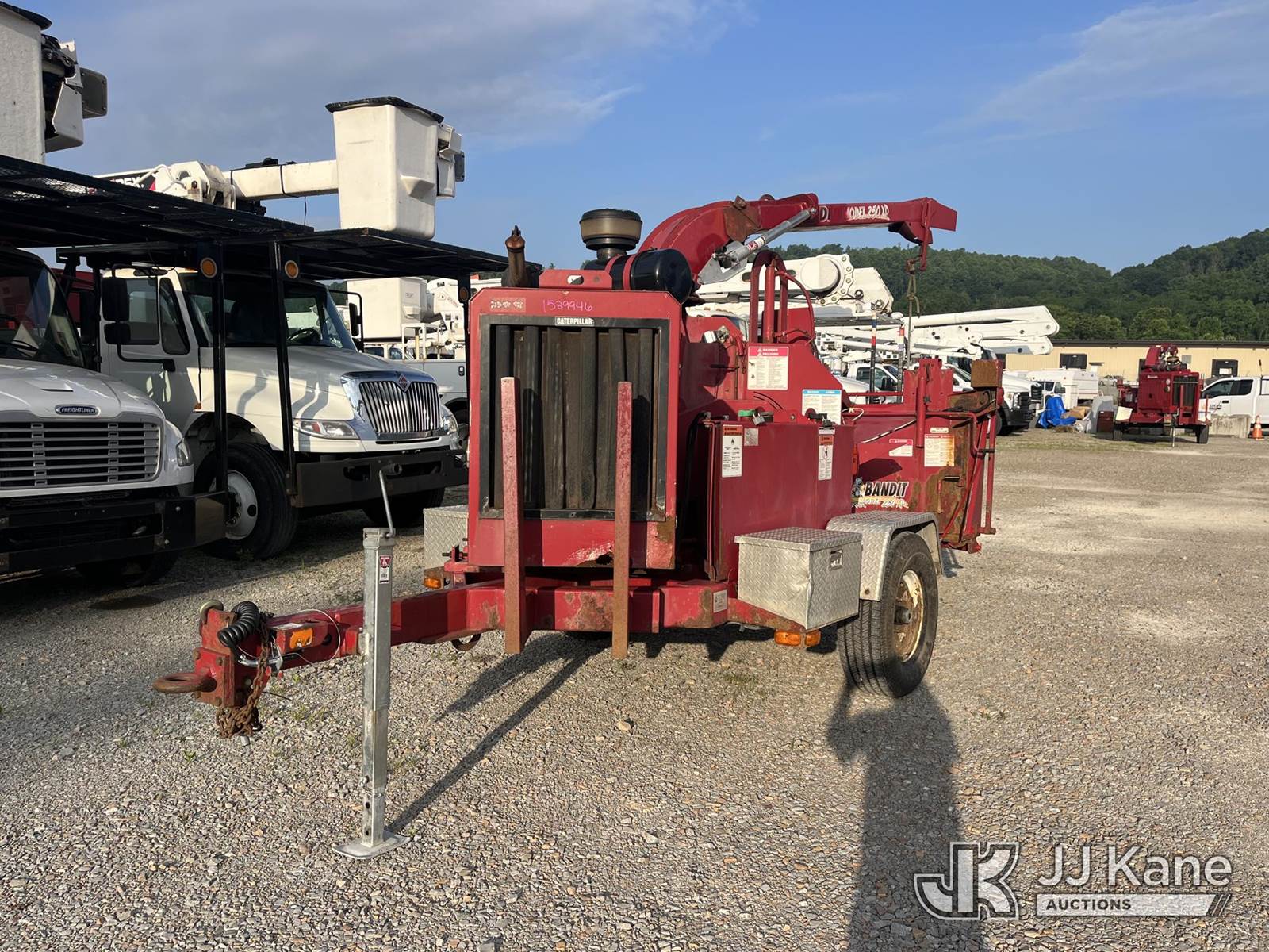 XXXX Bandit Industries 250XP Portable Chipper (12in Disc) For Sale ...