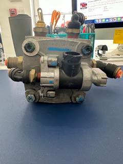 Bendix Air Brake R-12 Relay Valve, T-110047-P,909628 For Sale | Hialeah ...
