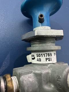 Bendix Hand Brake Valve, 5011769 For Sale | Hialeah, FL | 5011769 ...