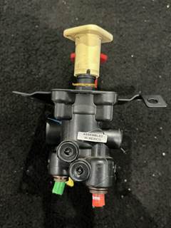 Bendix Air Brake Valve For Sale | Hialeah, FL | 4790208 ...