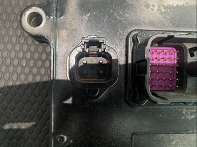 2004 Cummins ISC Engine Control Module (ECM) for CM850 For Sale ...