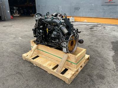2013 Komatsu SAA6D107E-1 Engine For Sale | Hialeah, FL | CPL 1584 ...