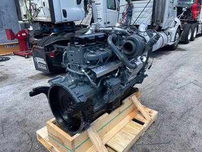 2004 Mack AC427 Engine For Sale | Hialeah, FL | 11GBA 23978YP1 ...