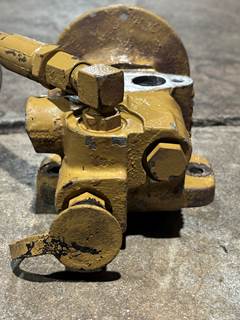 Caterpillar C10 / C12 Fuel Filter Base For Sale | Hialeah, FL | 129 ...