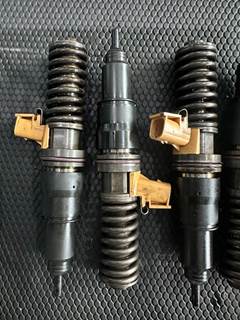 Volvo D13 Fuel Injector For Sale | Hialeah, FL | 85013611 ...