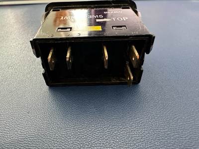 Mack Vision Heated Mirror Switch ,1MR4323M5 For Sale | Hialeah, FL ...