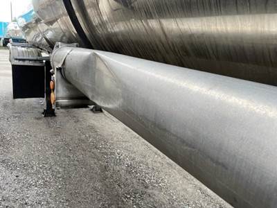 1993 BULK REAR UNLOAD / 7,000 GALLONS / INSULATED Chemical / Acid Tank ...