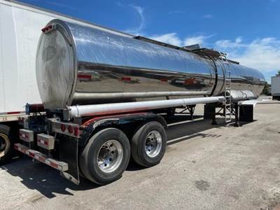 1982 Heil 6,500 GALLONS / REAR UNLOAD / INSULATED Chemical / Acid Tank ...