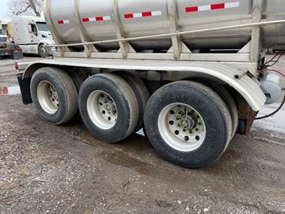 2012 Polar DOT412 / TRI-AXLE / 5000G / NEW TESTS Chemical / Acid Tank ...