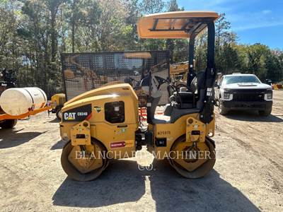 2019 Caterpillar CB24 Smooth Drum Roller Compactor For Sale, 1,123 ...